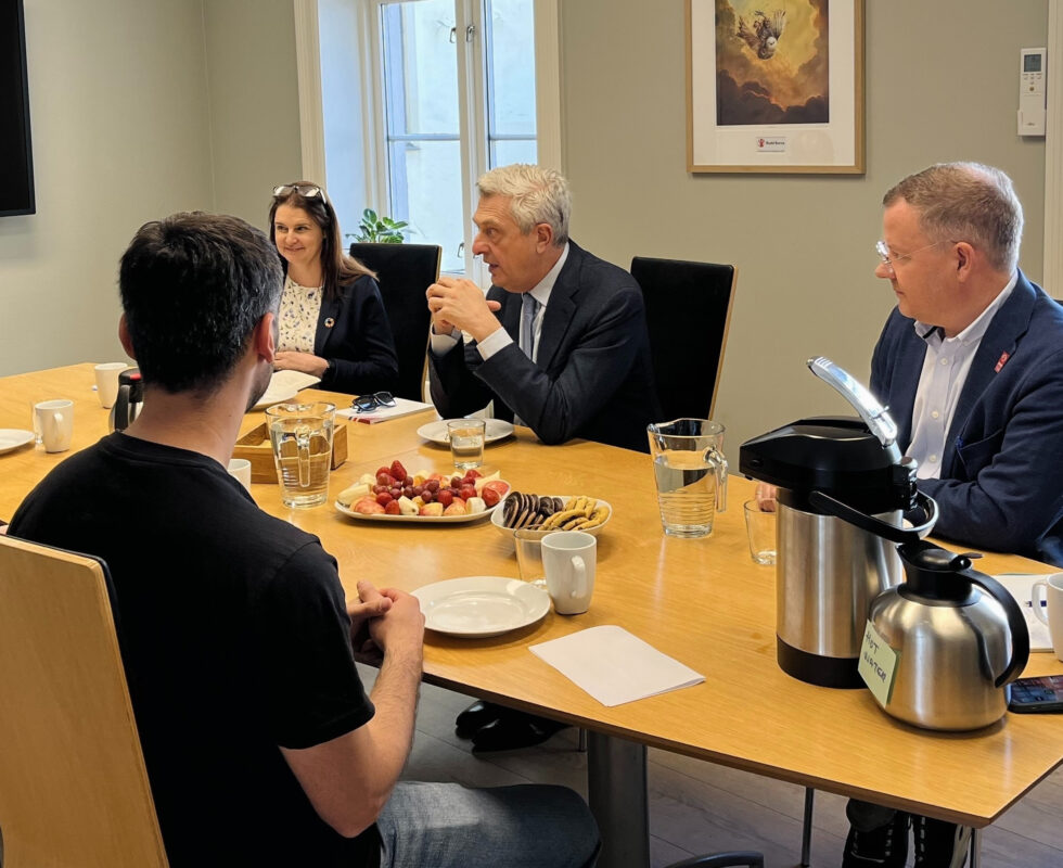 FN’s Høykommissær for flyktninger, Filippo Grandi, på besøk hos NOAS ...